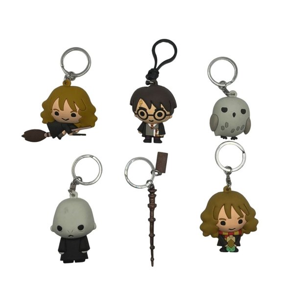 WBEI Mfg | Other | Lot Of 6 Harry Potter Key Chainbag Clips Harry ...